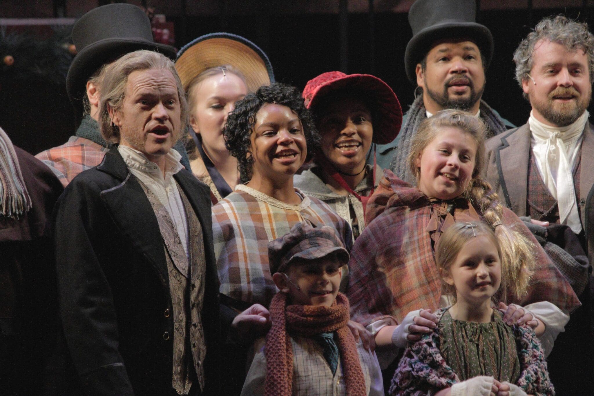 Virginia Stage Company Performs A Christmas Carol at Wells Theatre ...